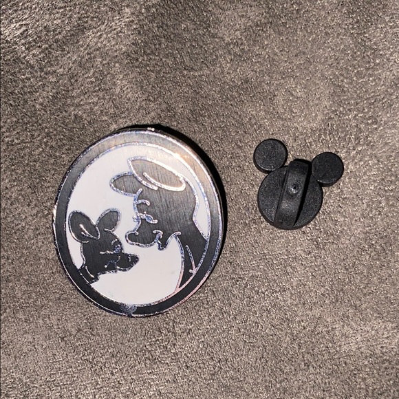 Disney | Accessories | Disney Winnie The Pooh Kanga And Roo Pin | Poshmark